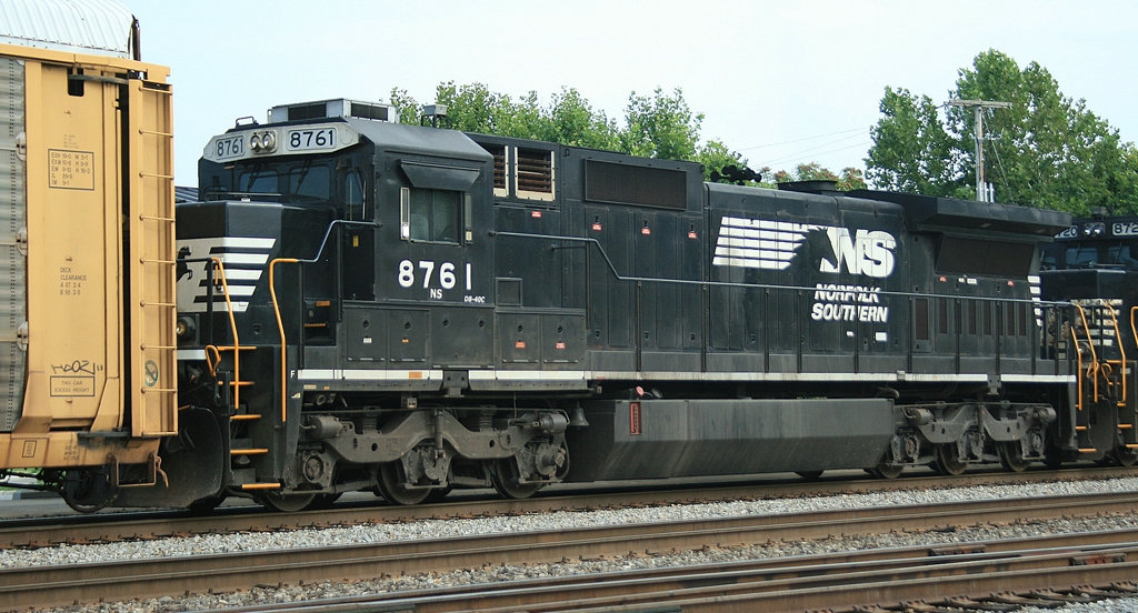 NS 8761